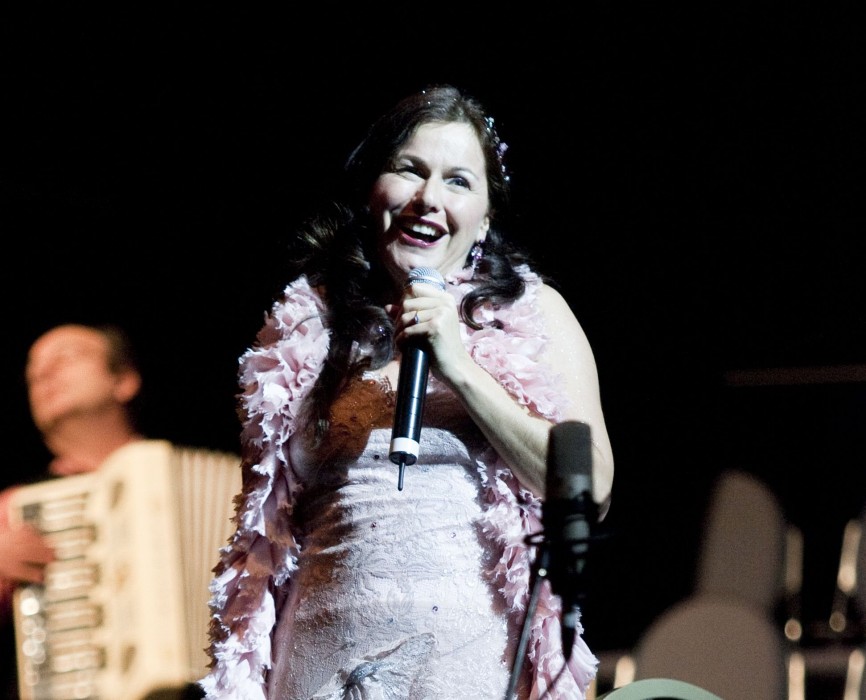 Clipboard01 · Tania de Jong AM